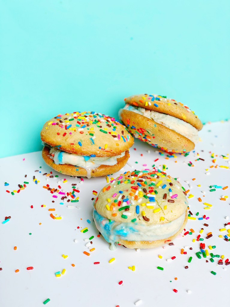 DIY Funfetti Ice Cream Sandwiches – Auburn Artisan