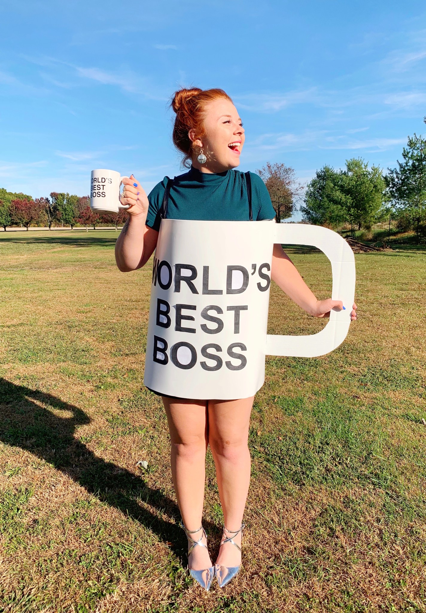 DIY “World’s Best Boss” Mug Costume – Auburn Artisan