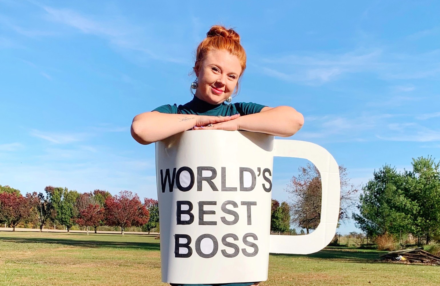 DIY “World’s Best Boss” Mug Costume – Auburn Artisan