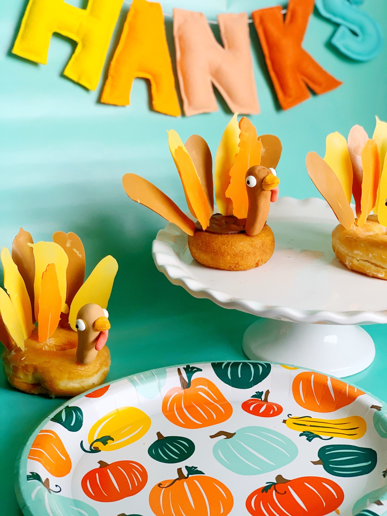 DIY Thanksgiving Turkey Donuts – Auburn Artisan