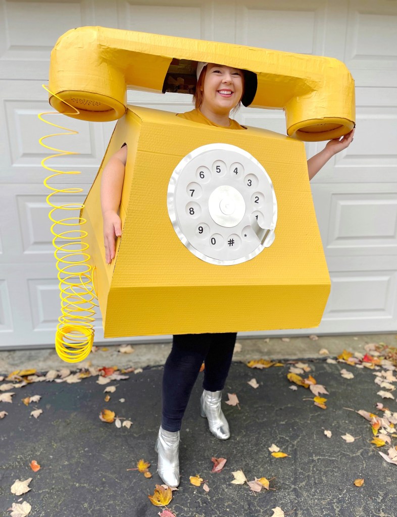 DIY Rotary Phone Costume – Auburn Artisan