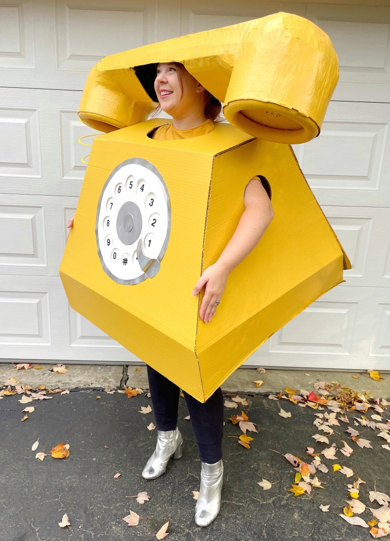 DIY Rotary Phone Costume – Auburn Artisan